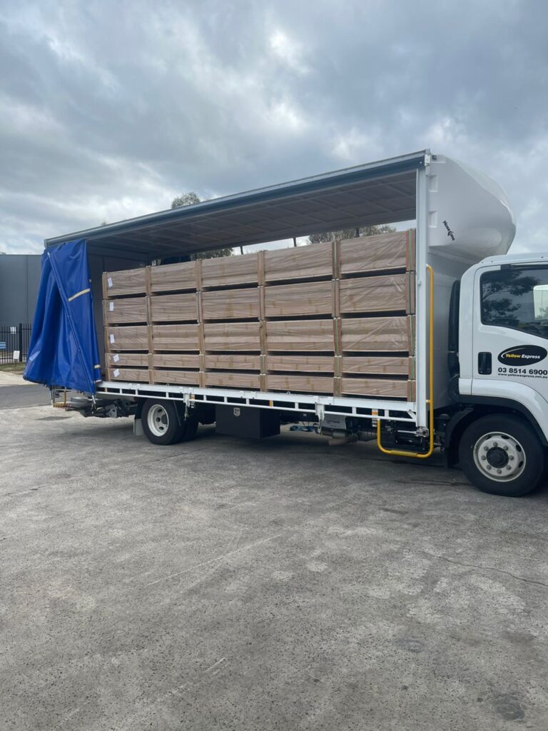 Heavy rigid truck easy logistics | Easy Logistics